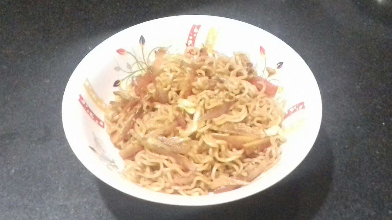 Chinese Maggi - Easy Maggi Recipe - By { Cook with Samreen } - YouTube