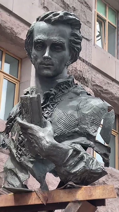 Київ КМДА Хрещатик памʼятник Тараса Шевченка память київ Kiev Kyiv