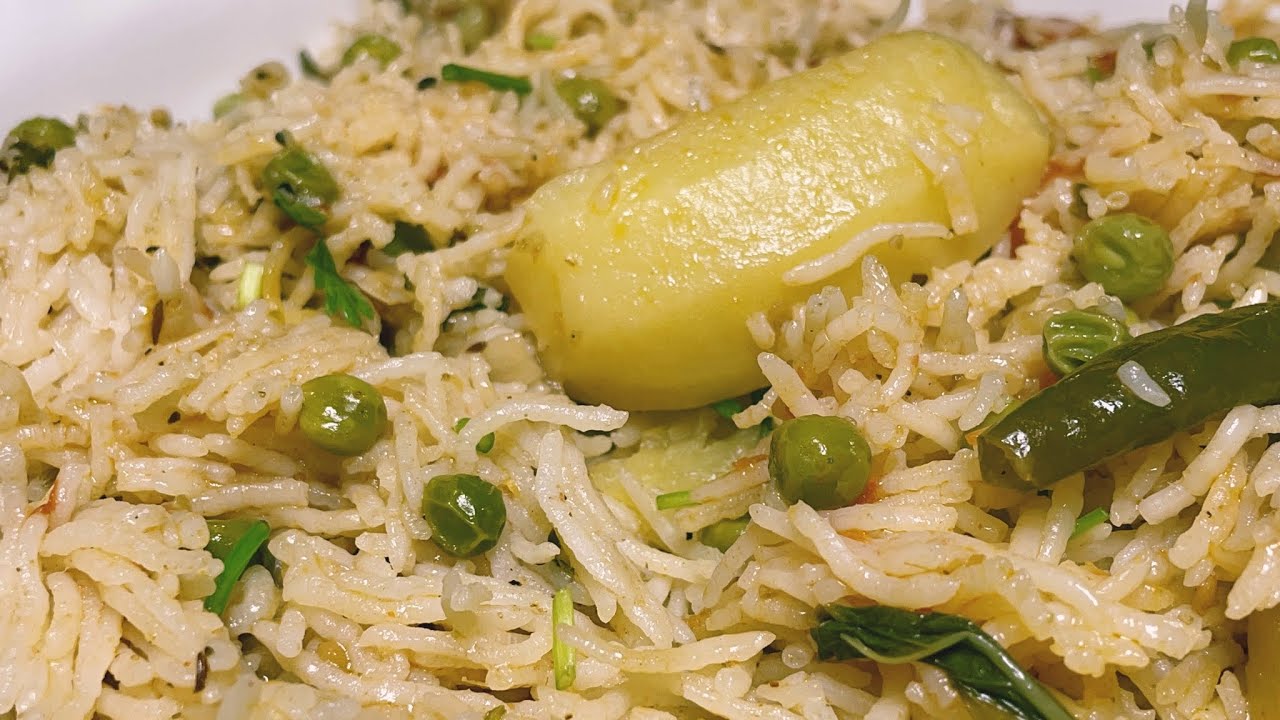 AALU MATAR PULAO RECIPE-VEGETABLE DUM PULAO | POTATOES GREEN PEAS PULAO ...