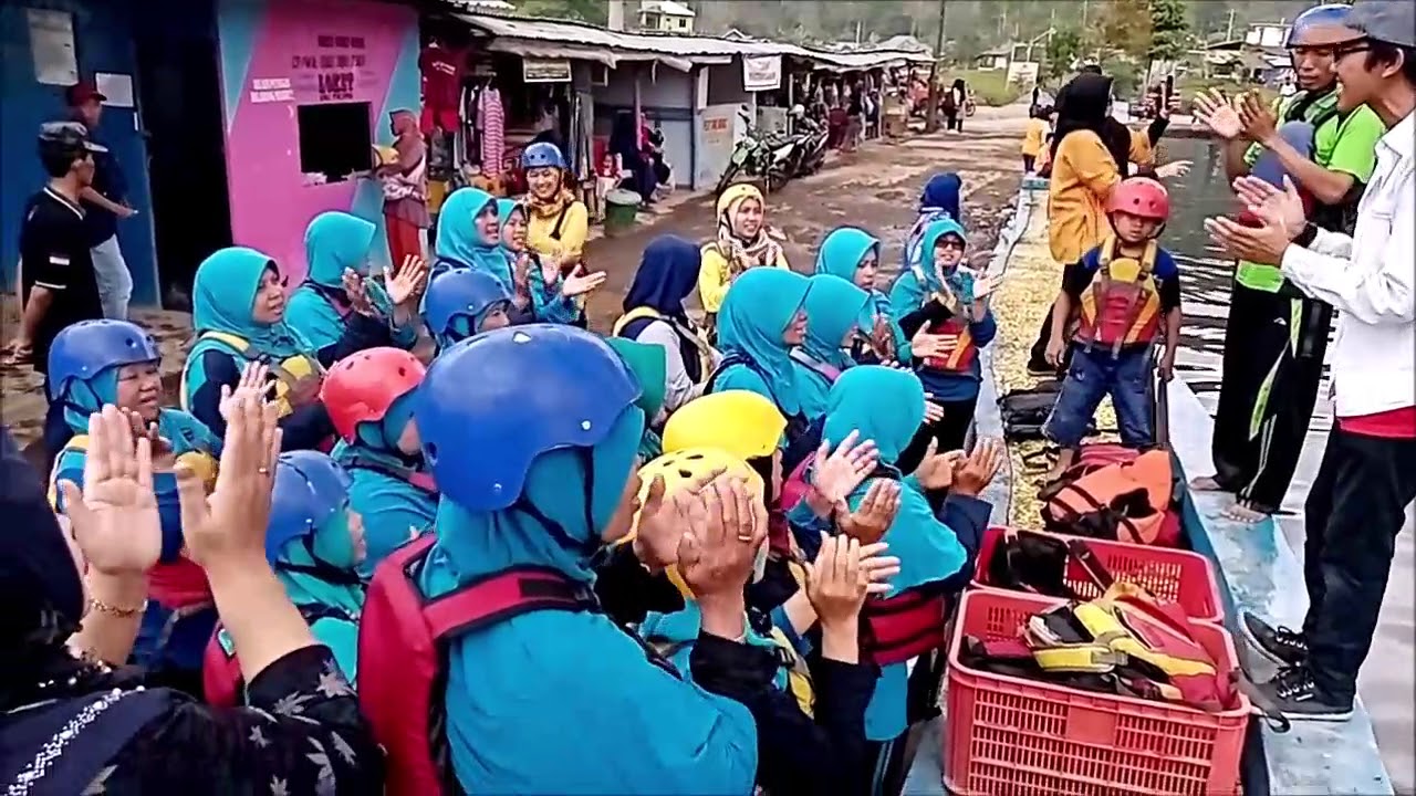 Outbound dan Tubing Kemuning Bersama Talent Center - YouTube