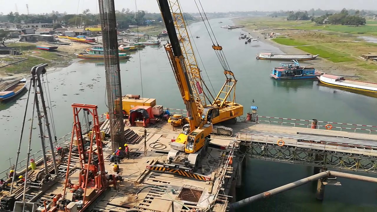 Bridge Piling Work - YouTube