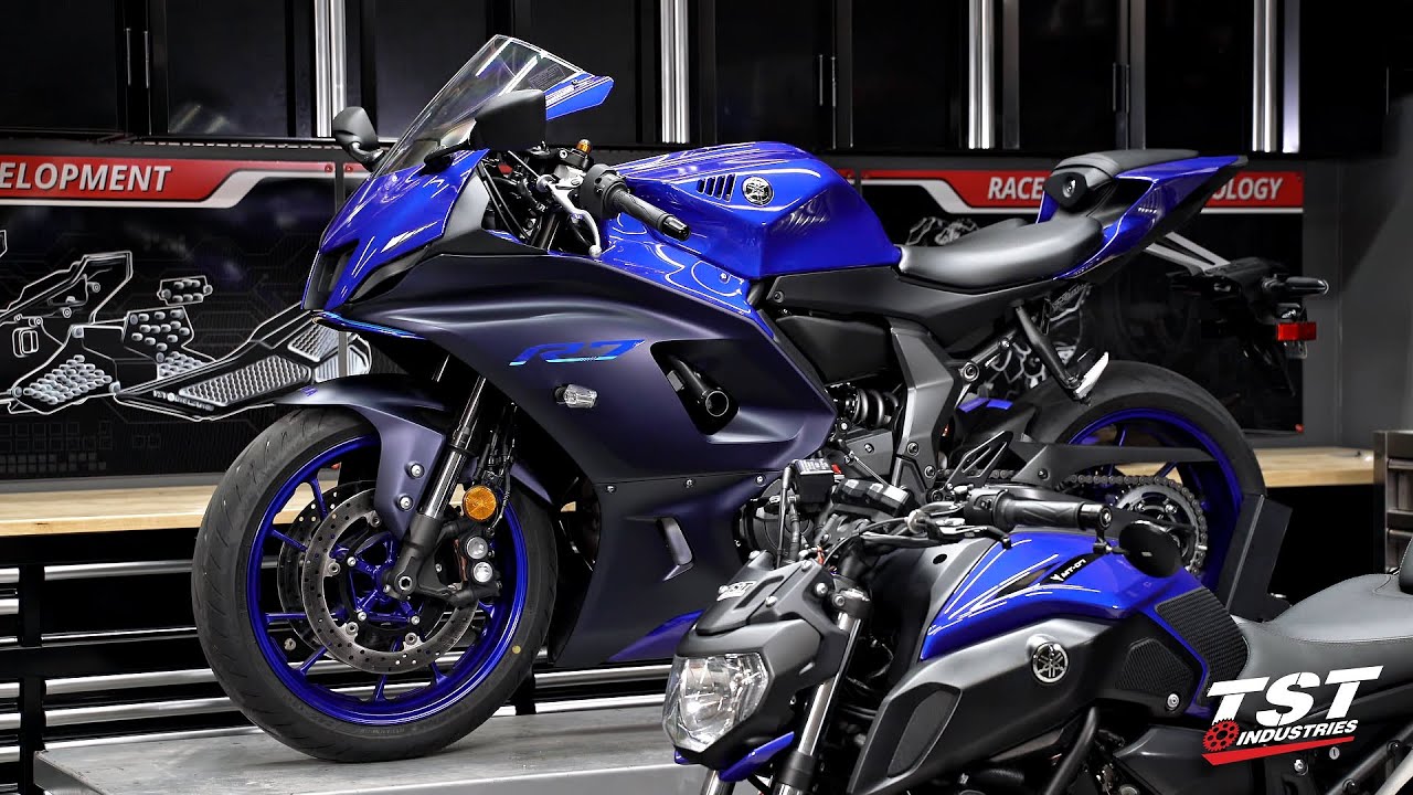 Yamaha R7 vs MT-07: Which bike is right for you? - YouTube