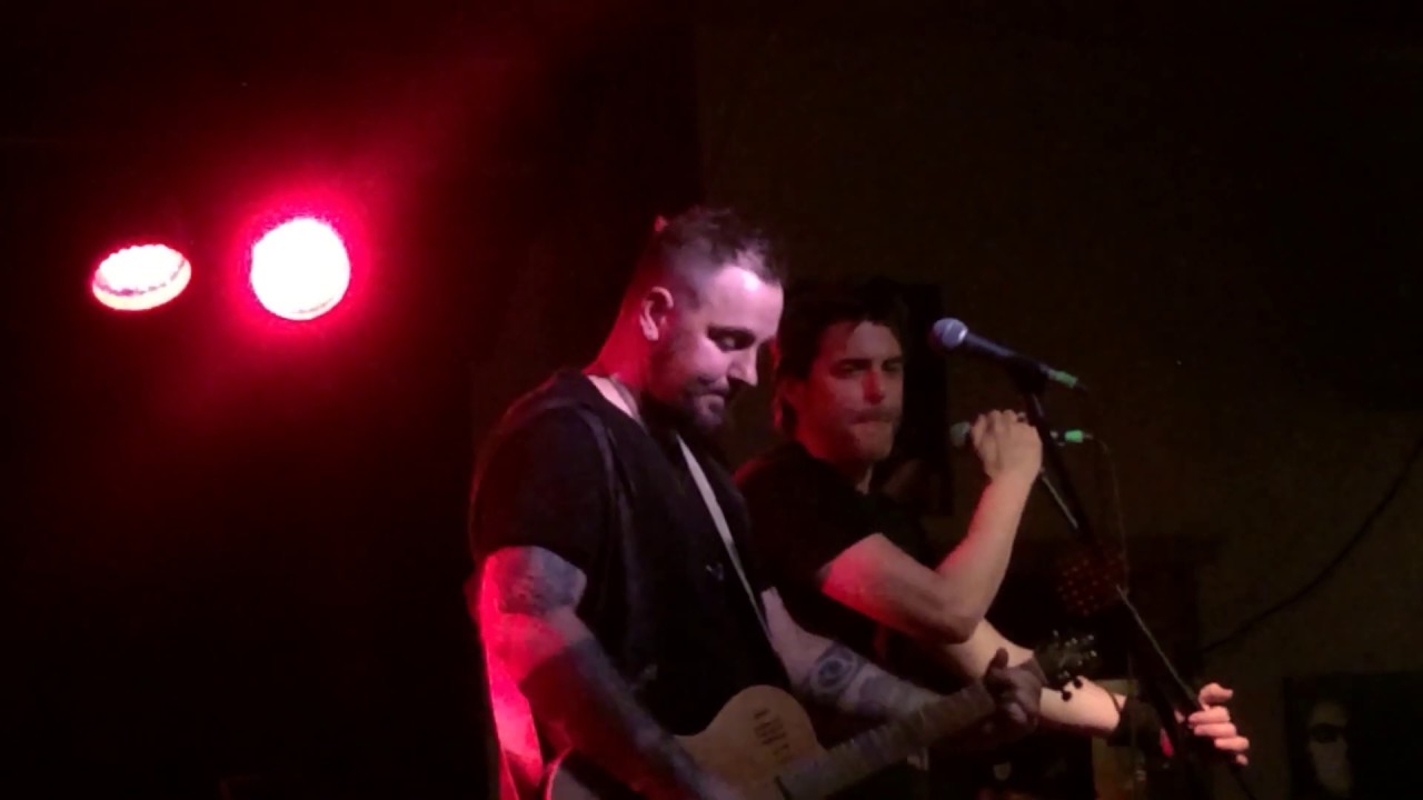 Adam Gontier and Cale Gontier - Carry me Carrie (Dr Hook cover) - 05-09 ...