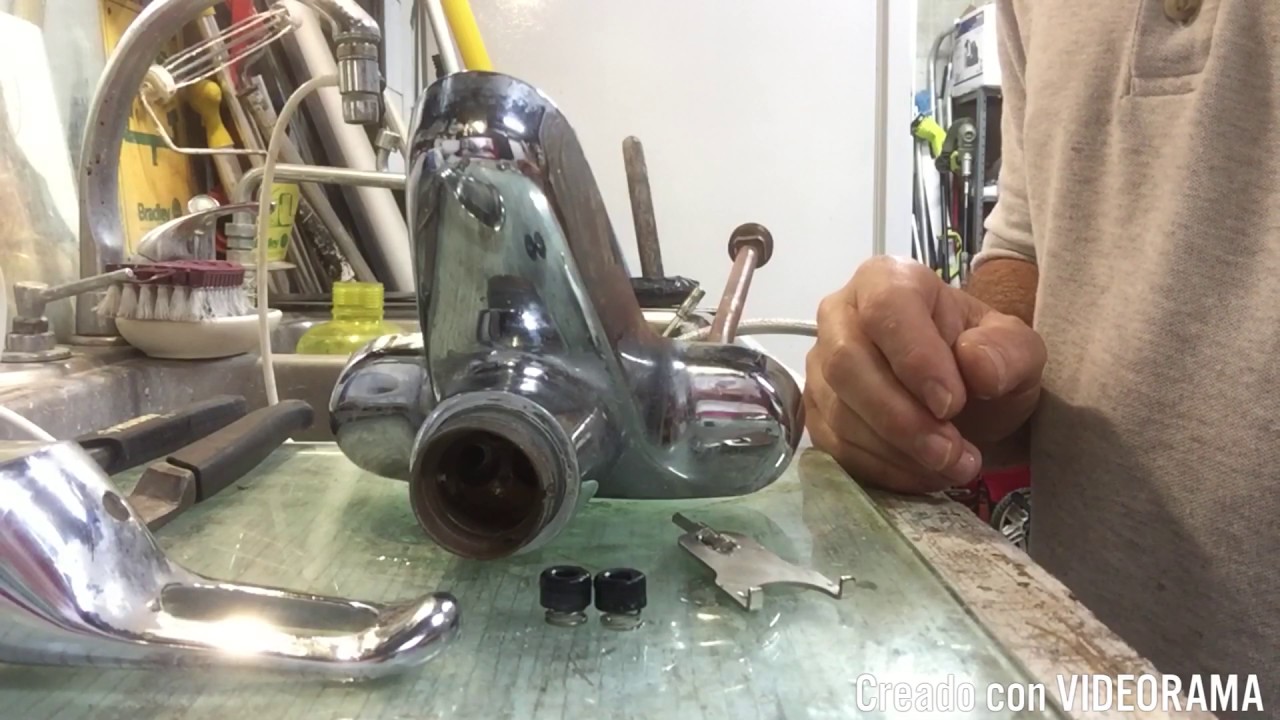 Cómo reparar llave de agua (lavamanos del baño) - YouTube