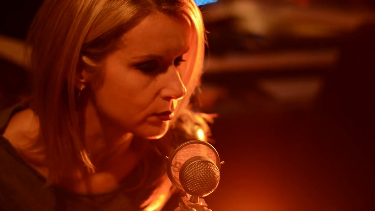 Stella Bass/Hugh Buckley - "Stormy Weather" - YouTube