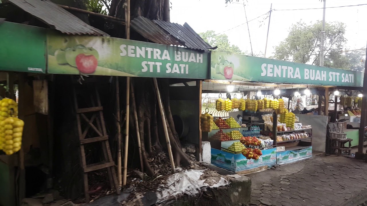 Sentra Buah STT SATI #Apelmalang #Kripikbuah #Telo - YouTube