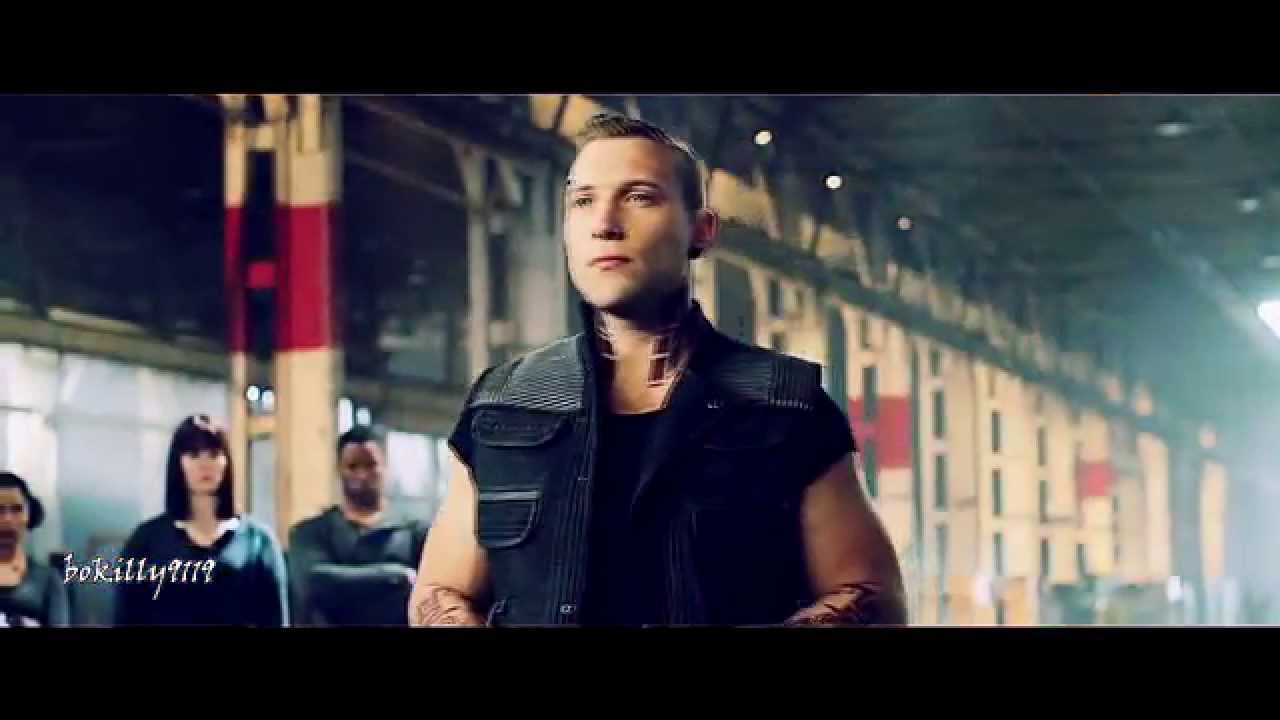 Eric x Tris || Bad Blood - YouTube