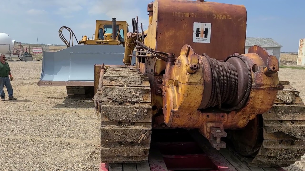 International TD24 - YouTube