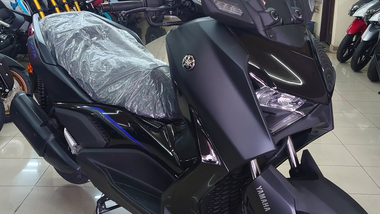 Yamaha Xmax Connected 2025 Biru Hitam Dof - YouTube