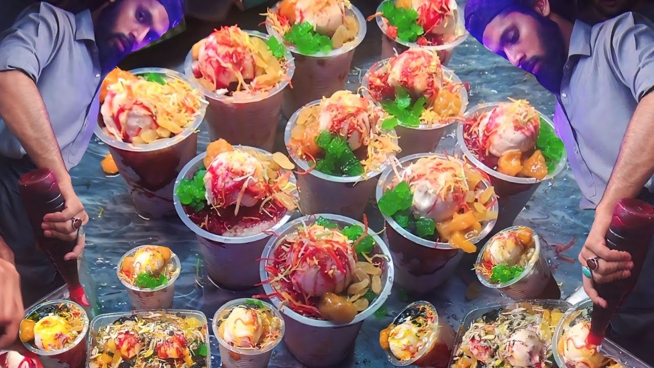 Shehbaz Gola Ganda Pakistan Street Food | Crushed Ice Gola | Lahore ...