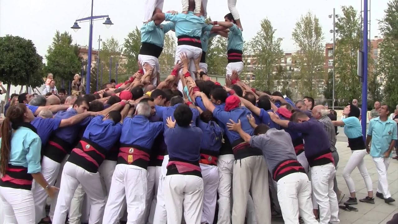 Castells - Castellers - Human Pyramids Spain HD Tarragona Santa Tecla ...
