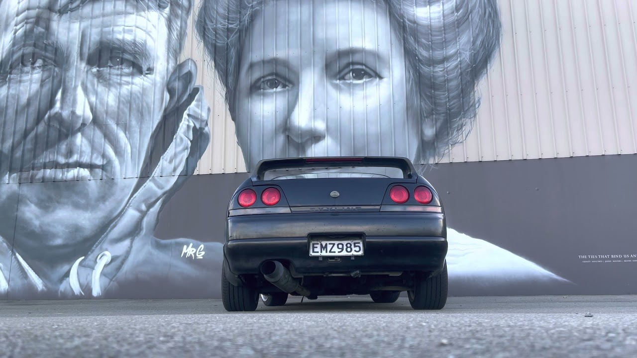 1996 Nissan Skyline R33 RB20E Exhaust Sound - YouTube