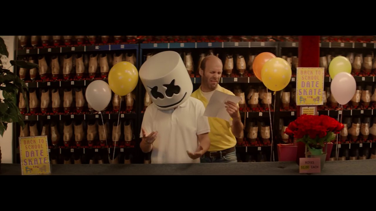 Marshmello Summer Official Music Video with Lele Pons - YouTube