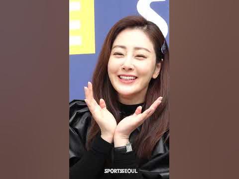 꽃미소 가득 #오나라 #OhNara #최파타출근길 - YouTube