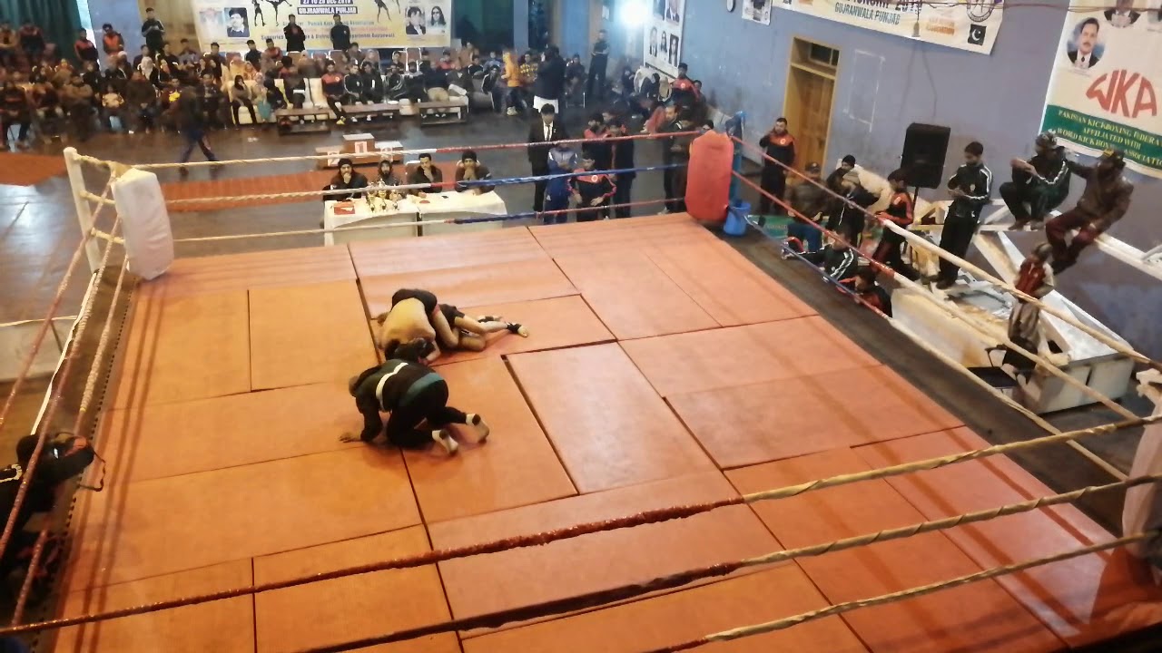 MMA fight 2 markhor combat fight league gujranwala 2019 - YouTube