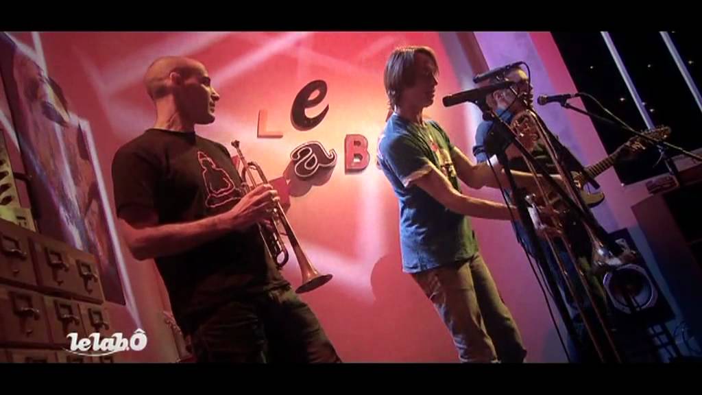 ZEBRA Le Brio Carnaval (Live TV) - YouTube Music