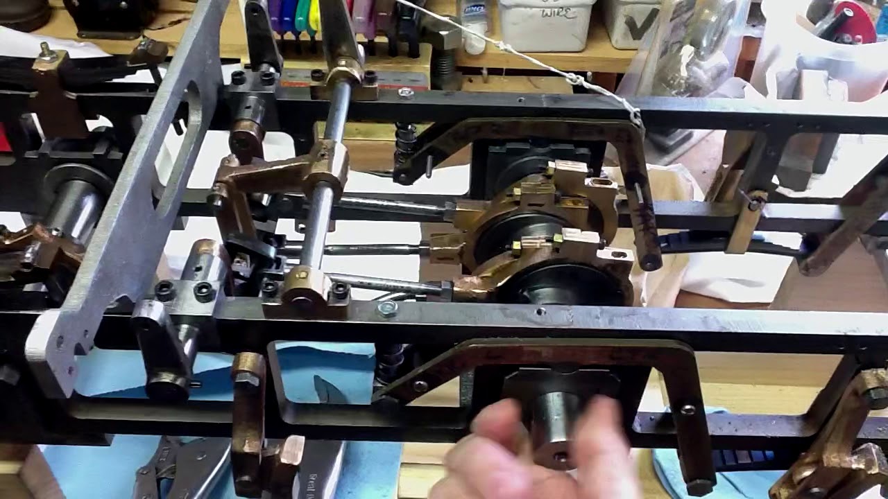 From July 2013, Allen Mogul valve eccentrics and expansion links moving ...