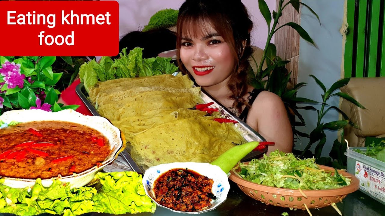 Eating khmer food (Khmer Call that Banh Cheav) ហូបបាញ់ឆែវខ្មែរ - YouTube