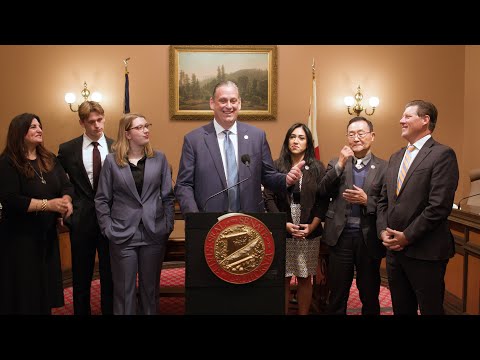 Senator Tony Strickland Oath of Office Press Conference - YouTube