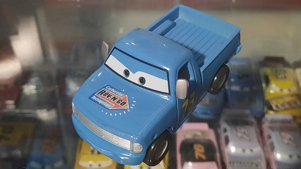 Disney/Pixar Cars Heidi Streetner (Piston Cup Crew Chief) Rev-N-Go ...