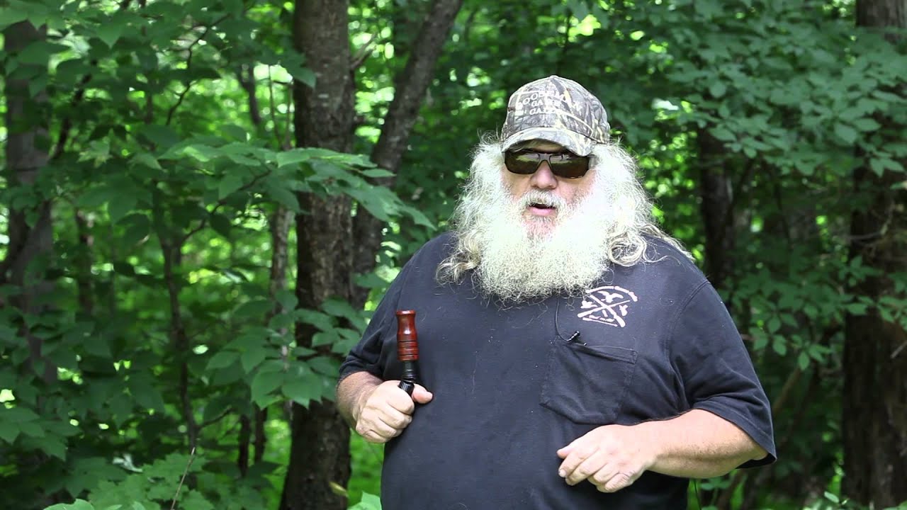 Gooseman Coyote Bark/Howl Call Demo - YouTube