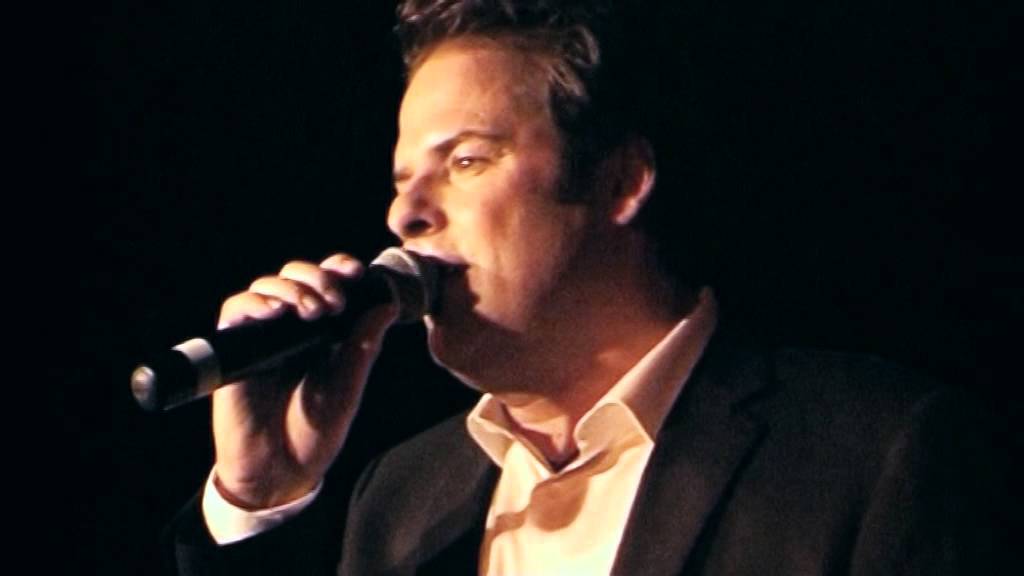 Douce France - Stephan Hippe - YouTube