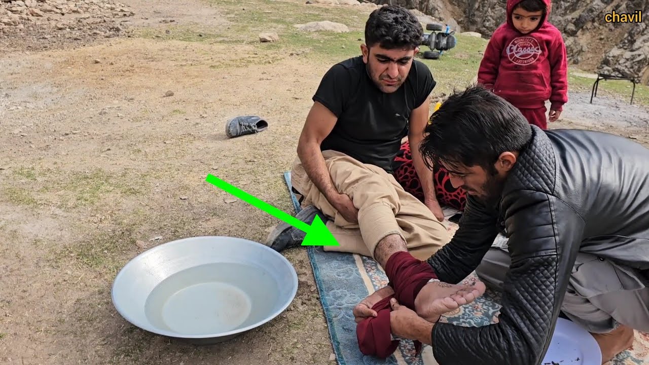 Nomadic life: Helping a man trapped under a giant rock - YouTube