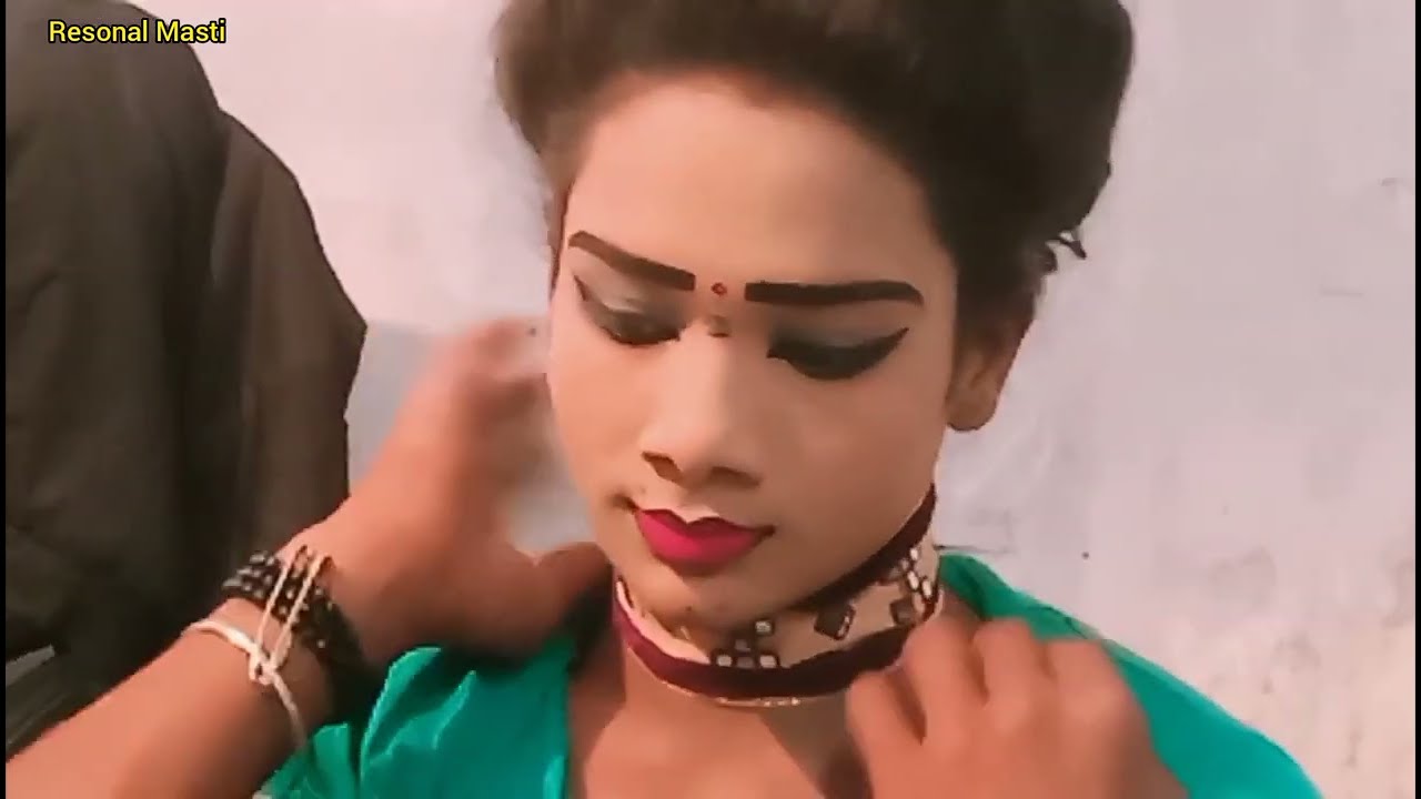 Muskan Dancer Makeup Part-2 || Nautanki Makeup Video - YouTube