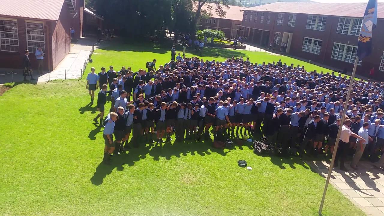 Oos-Moot Ons Skool...! - YouTube