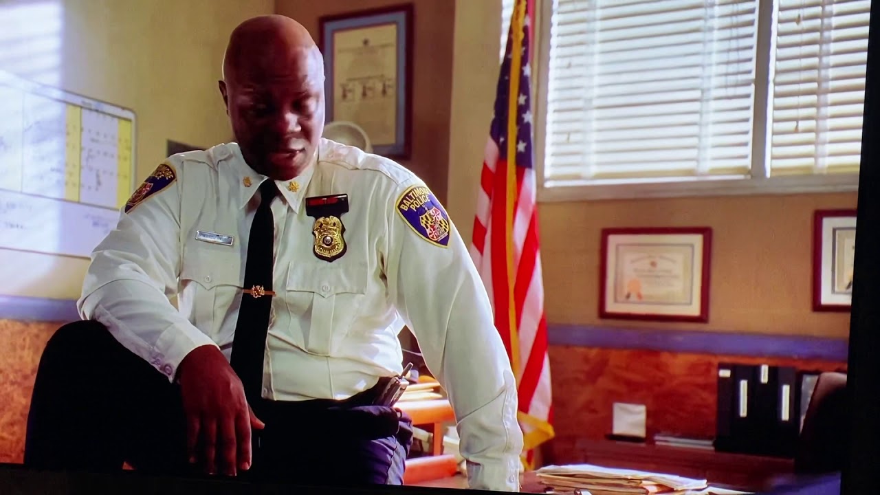 The Wire - Militarization of the Police - YouTube