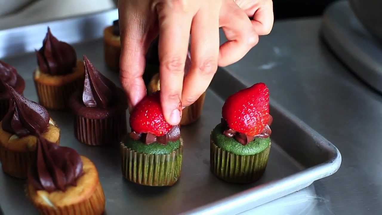 The House of V Vegan Baking - YouTube