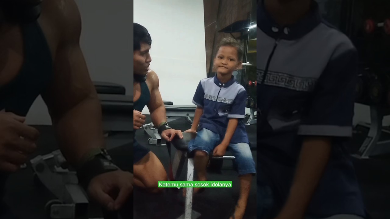 Bang Chris Putra rela berhenti saat latihan untuk menemui fansnya yang ...