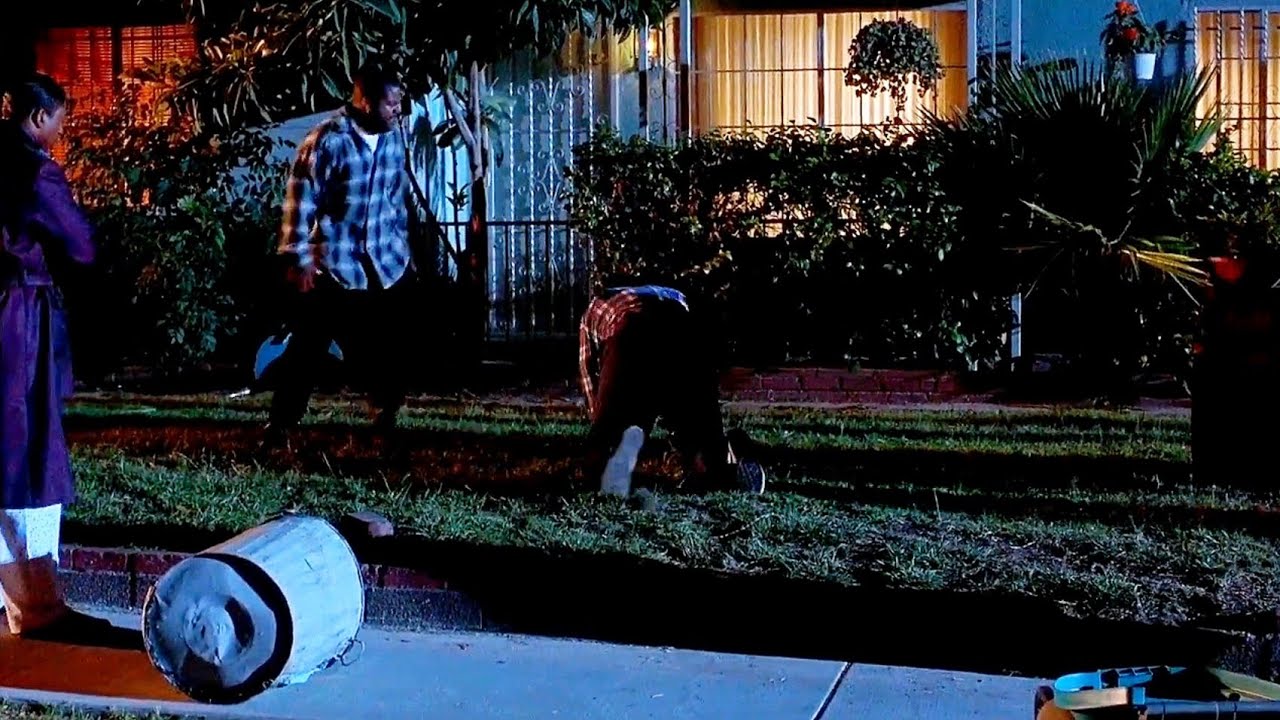 Pelea de Craig vs Debo - Friday (1995) HD - YouTube