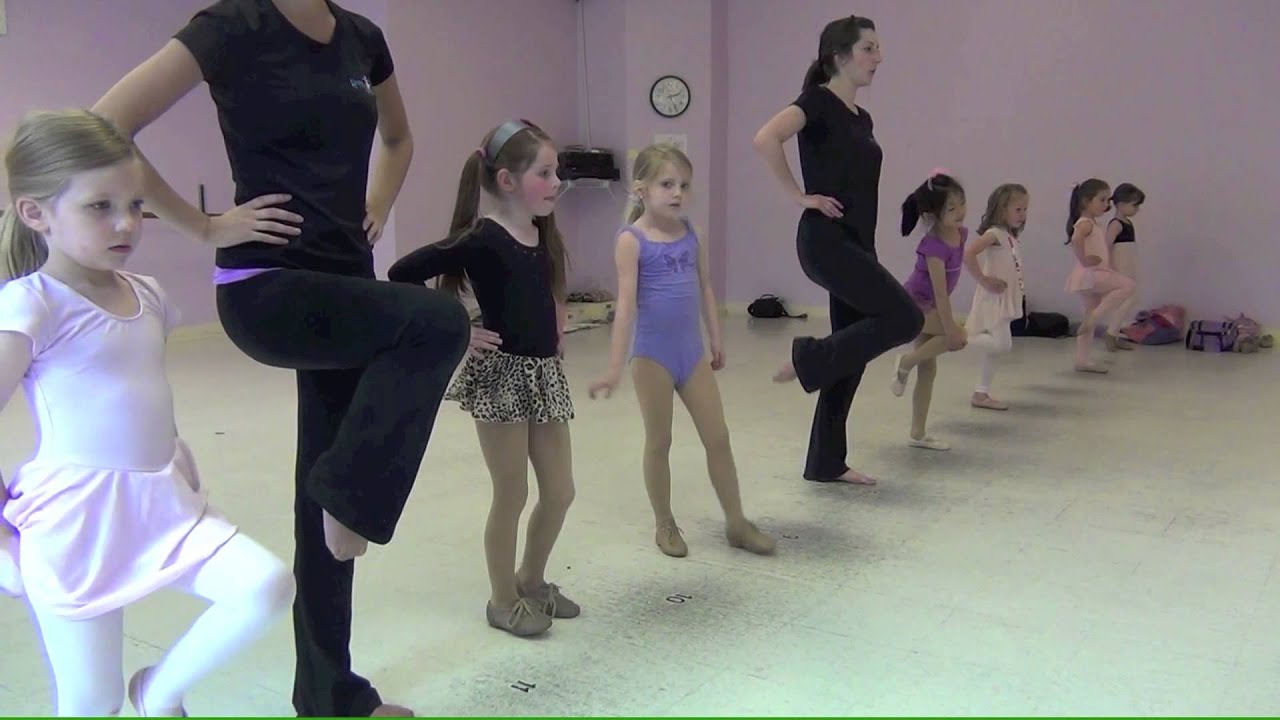 Happy Feet Dance School: 2013 Class Montage - YouTube