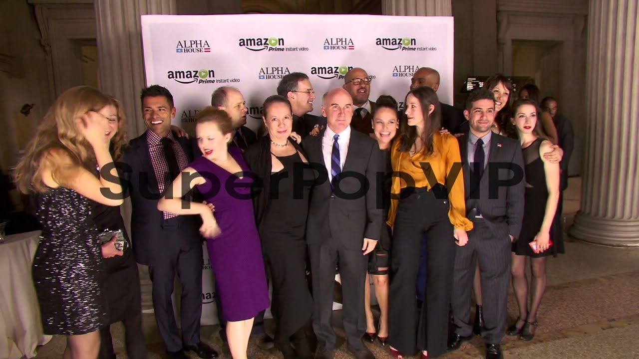 The cast and crew at Amazon Studios Premiere Screening fo... - YouTube