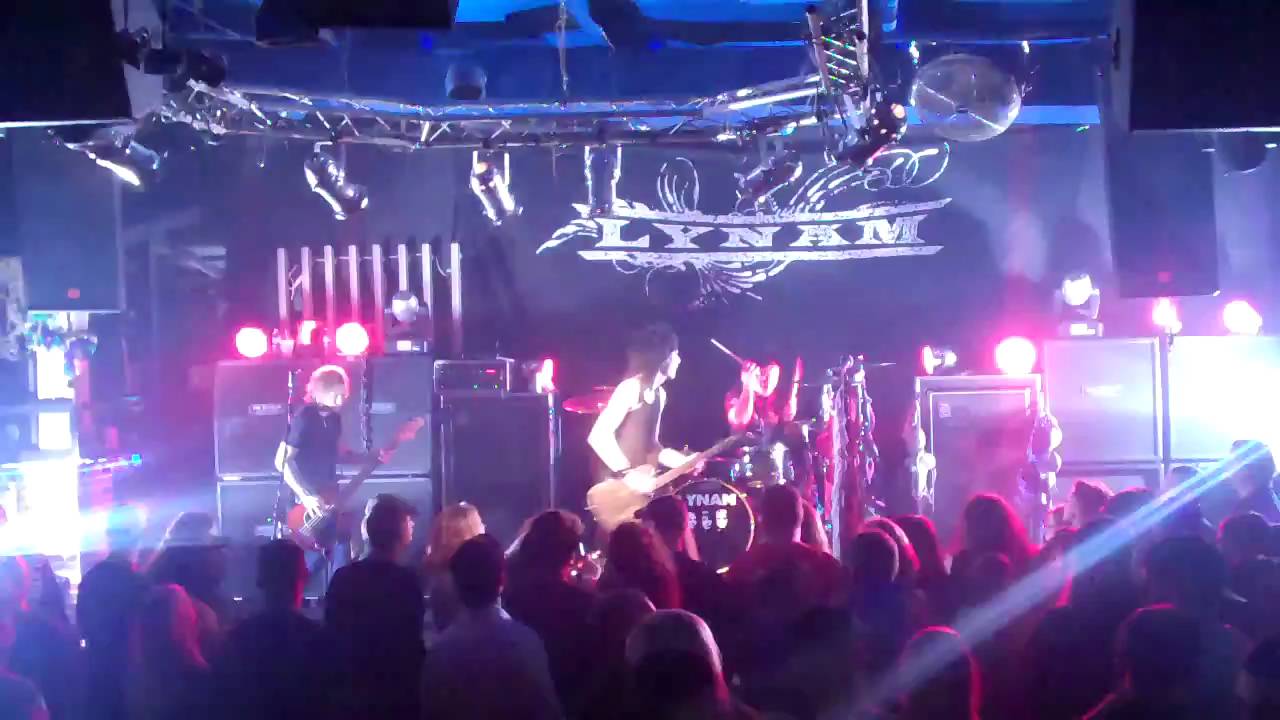 Lynam live at Tipsys - YouTube