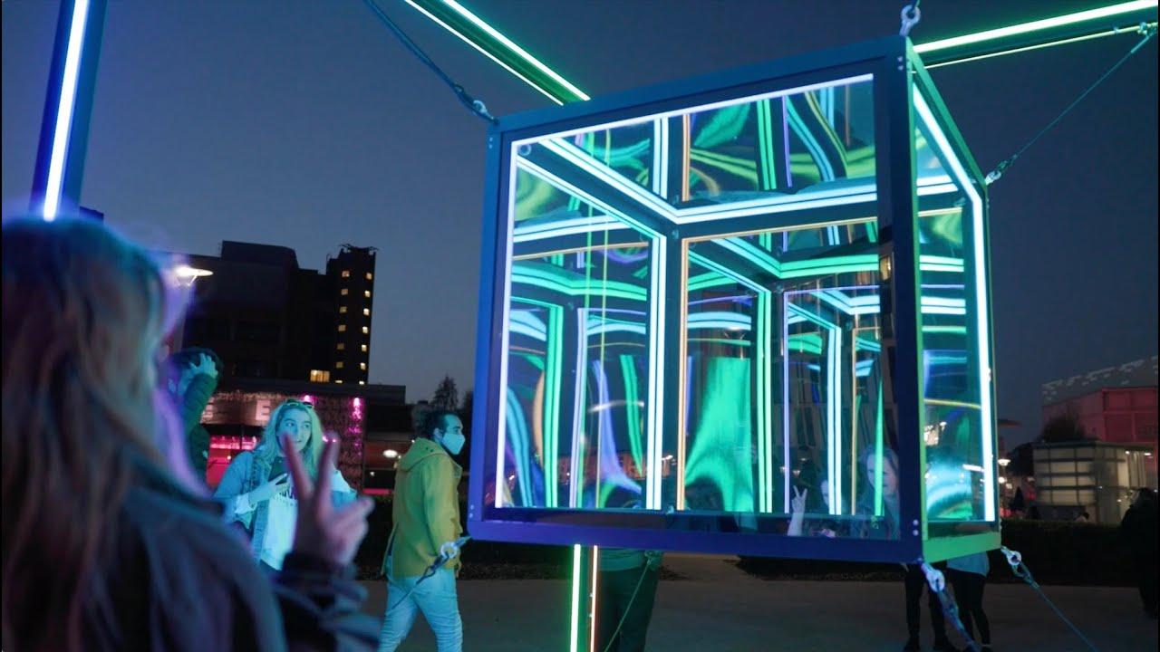 EXPONENTIAL: An infinity light cube by Lucid Creates shown at Liverpool ...
