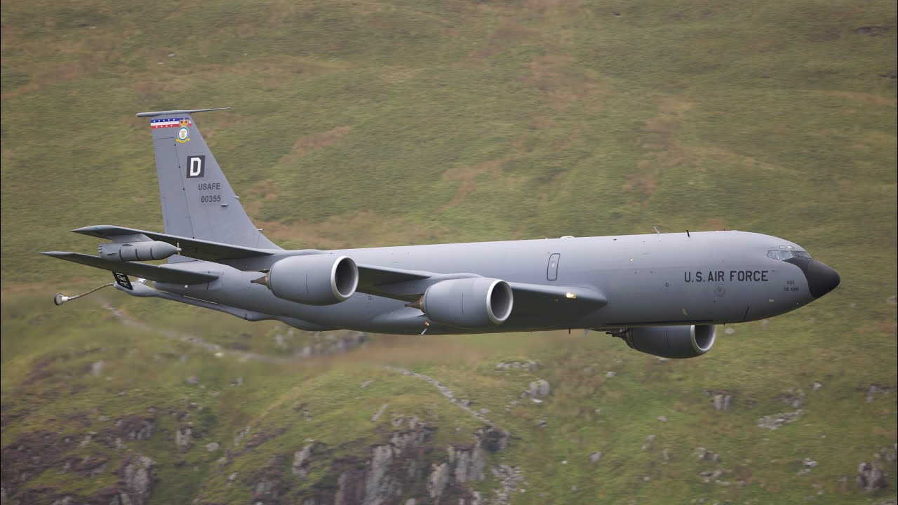 USAF KC-135 FROM THE 100TH ARW SUPER LOW THROUGH THE MACH LOOP (20/8/24 ...