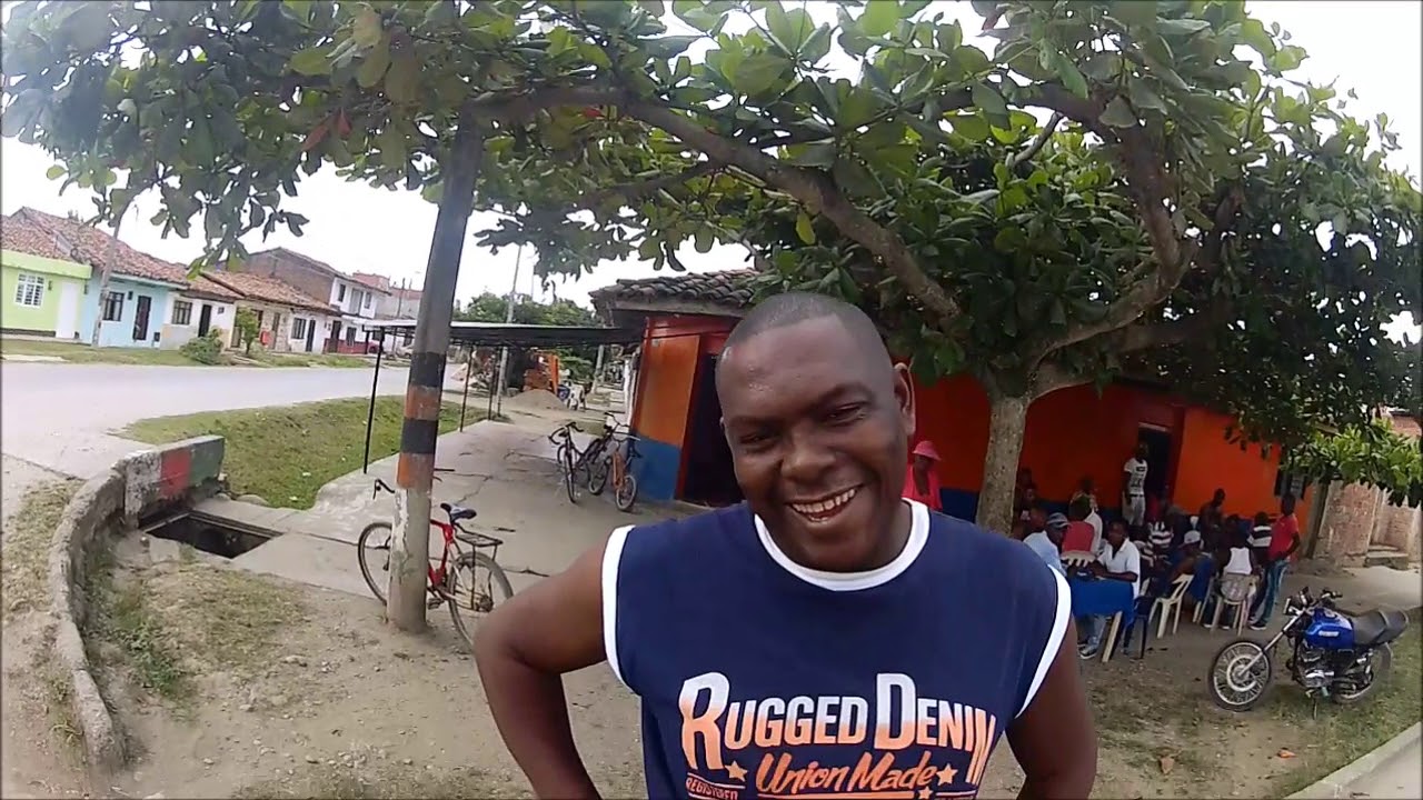 47 Padilla - Cauca, kra 4ta y 5ta. Tour en moto por Colombia. - YouTube