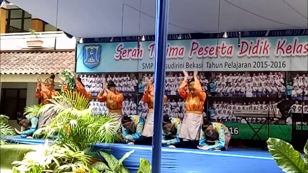 Saman dance SMP Marsudirini Bekasi - YouTube