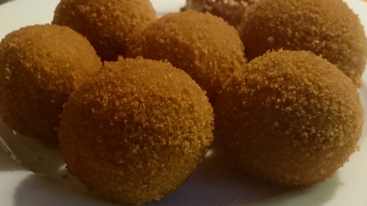 Bitterballen 100% plantaardig - Recept veganistische bitterbal - YouTube