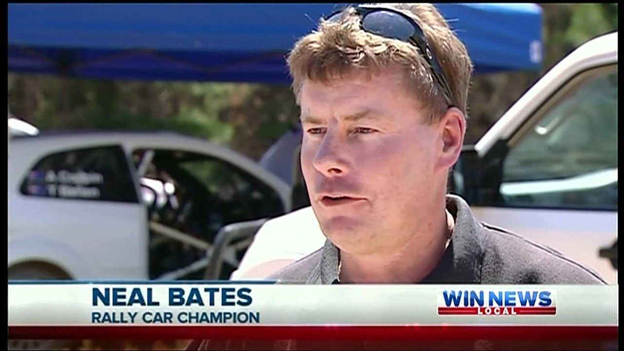 Neil Bates and Adrian Coppin - Win News Canberra 21/2/2012 - YouTube