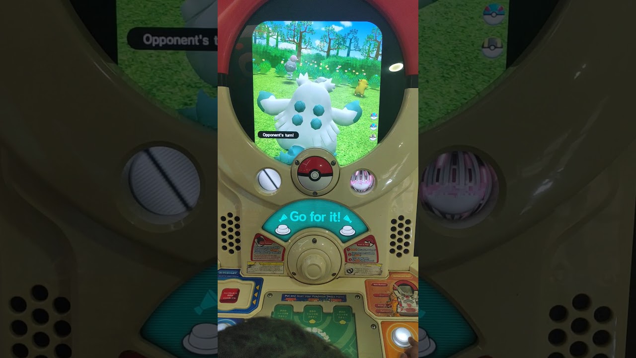 Pokemon Tretta Chip Arcade Machine - YouTube