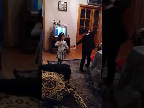Vahid Və Ayan ( Qara Gözlüm Rəqsi )