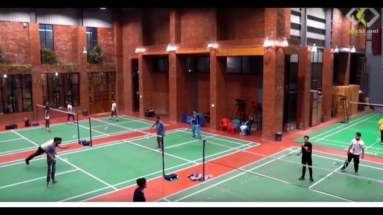 badminton football sports - YouTube