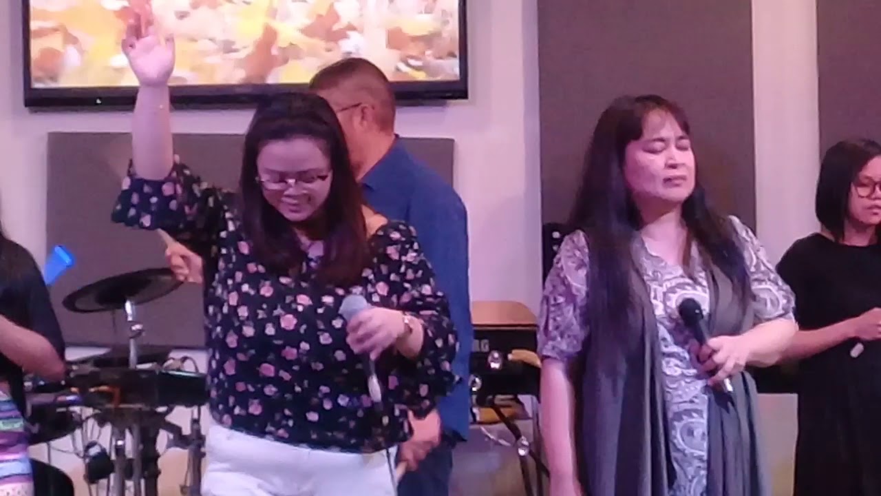 English christen song in church #3 - YouTube