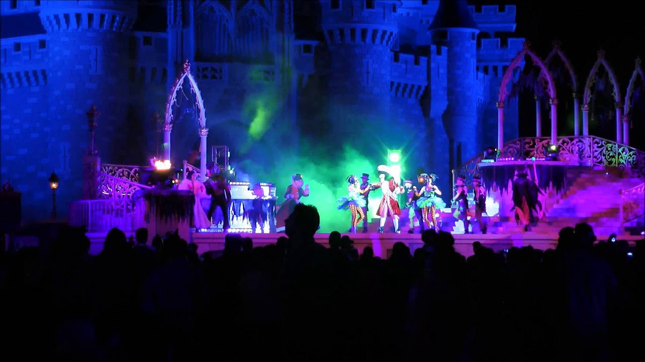 Disney Villains' Dance Mix and Mingle 2013, Mickey's Not So Scary ...