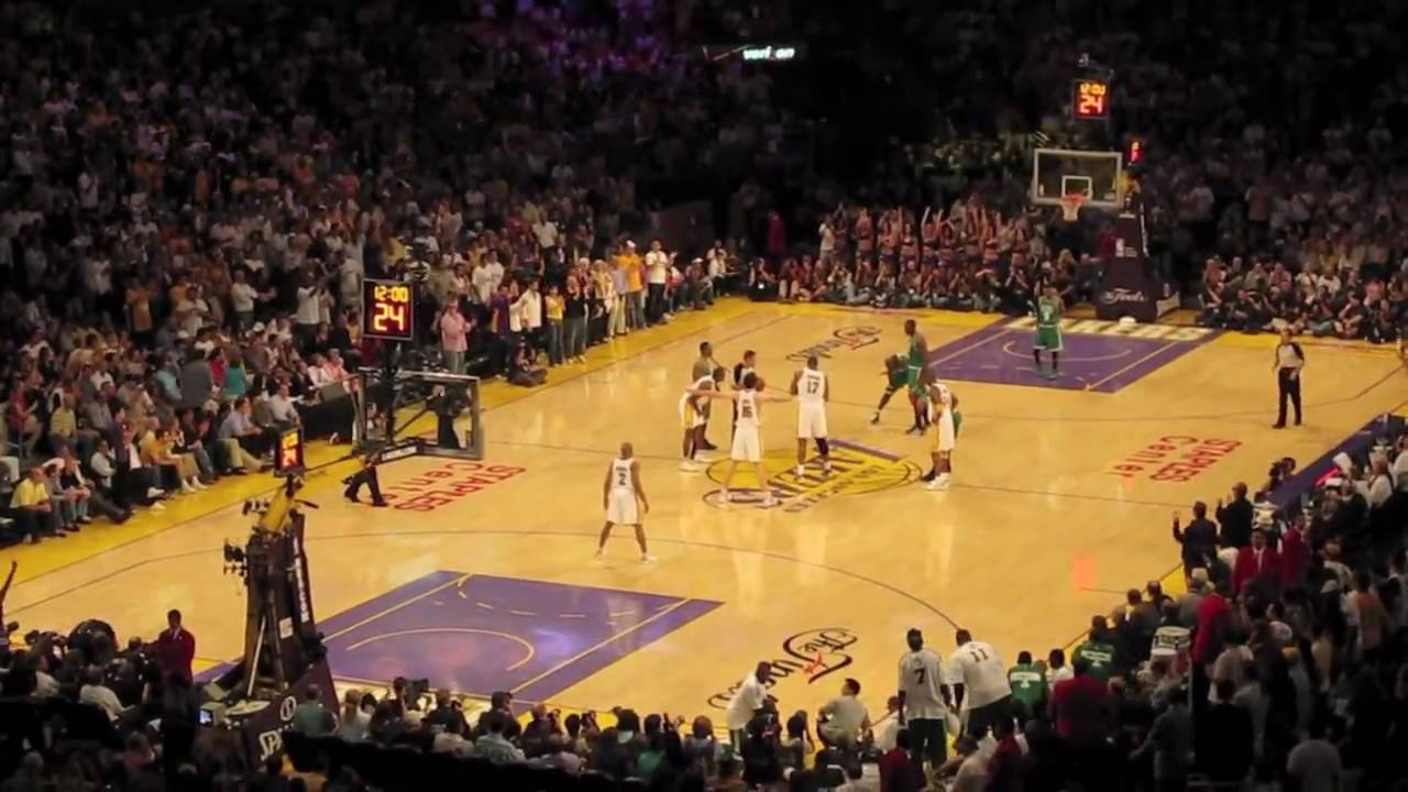 Big Baby and Nate Dance and Handshake (Shrek & Donkey) - 2010 NBA ...