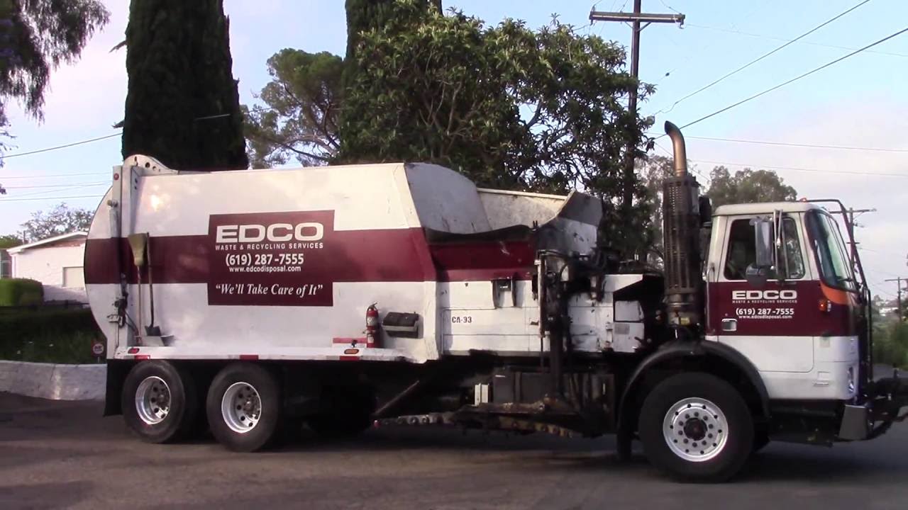EDCO Waste & Recycling | Autocar WX-64 Bridgeport ASL - YouTube