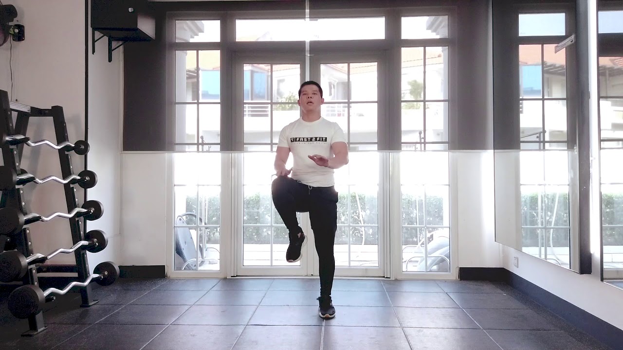 TRIPLE HIGH KNEE AND JUMPING JACK - YouTube